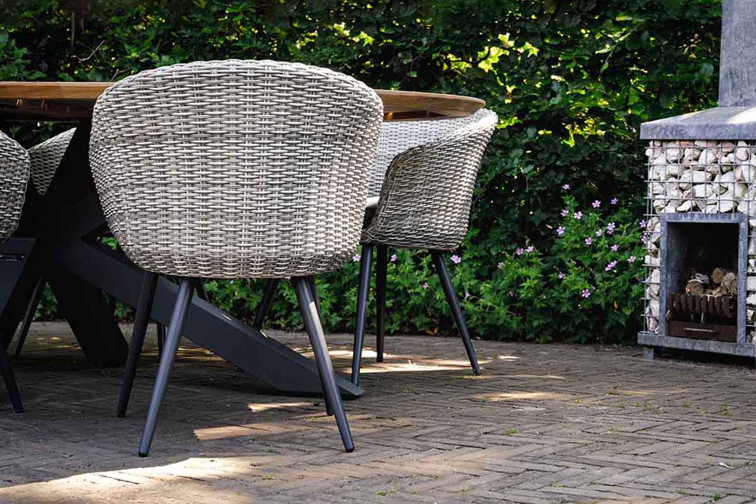 Tuinmeubelen schoonmaken en opbergen | Gerrits Tuinmeubelen